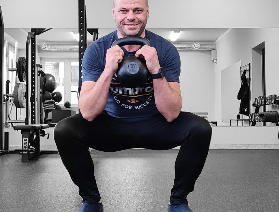 Ból kolan po treningu – jak chronić kolana podczas ćwiczeń? | Łukasz ...